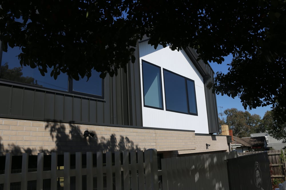 Redefining Modern Living in Ivanhoe | Rosedale Grove Townhouse by Jim's ...